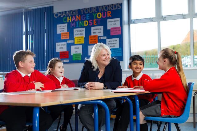 Welcome to Flamstead End School